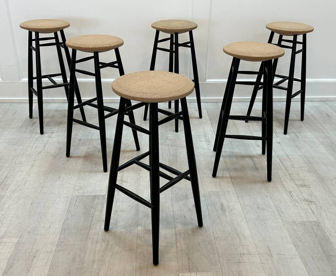 Stools – Split Level Modern