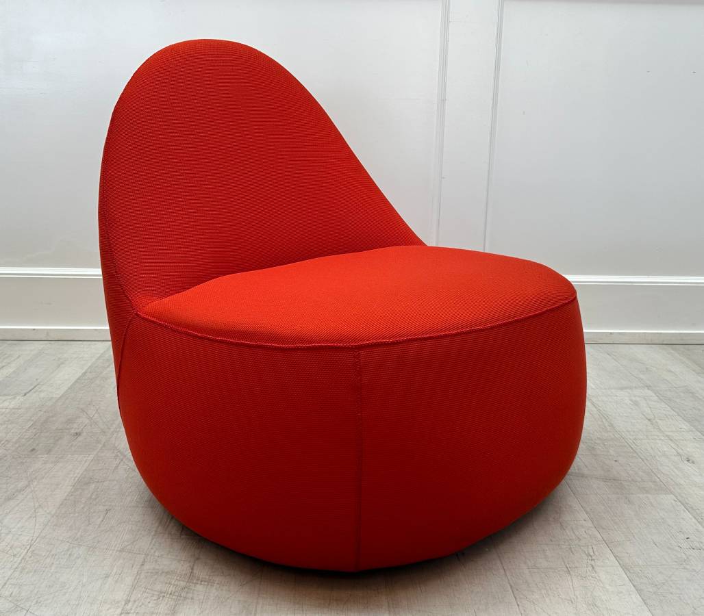 Mitt Chairs – Split Level Modern