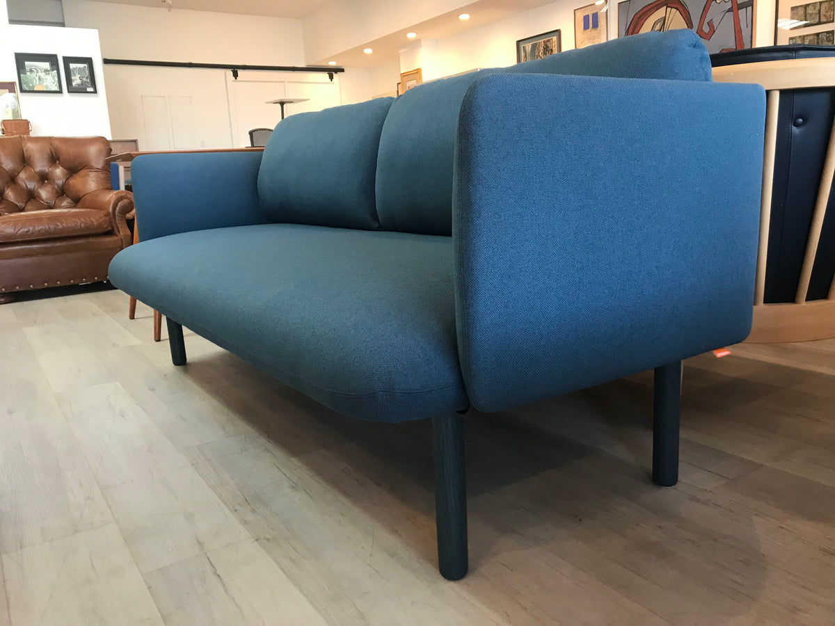 QT Low Lounge Sofa – Split Level Modern